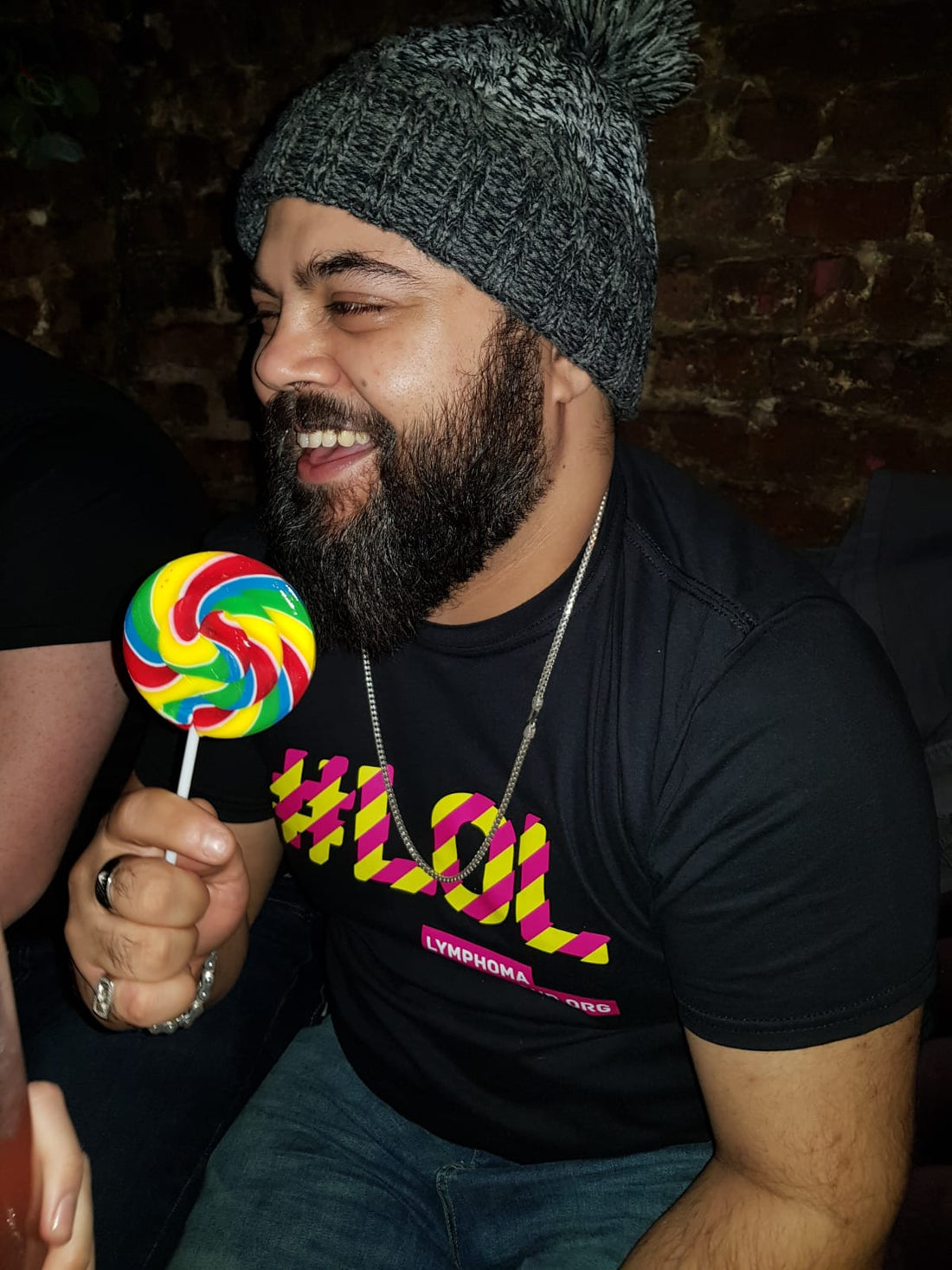 LOL TEE – Lymphoma Out Loud